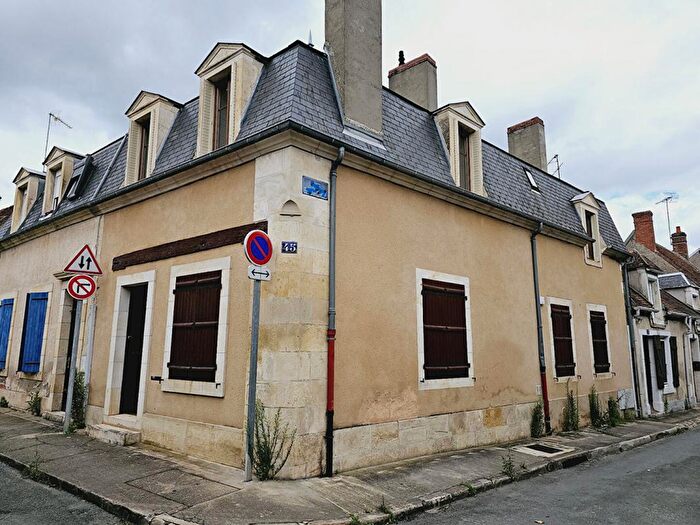 Maisons à vendre et appartements à louer - 1