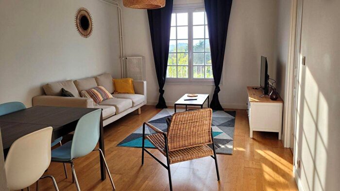 Appartement à louer - Tours - 4 pièces - 3 chambres