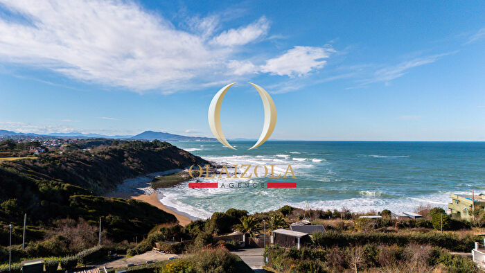 Maison à vendre - Saint-Jean-de-Luz, Chibaou Berria, Acotz, Beraun - 4 pièces - 3 chambres