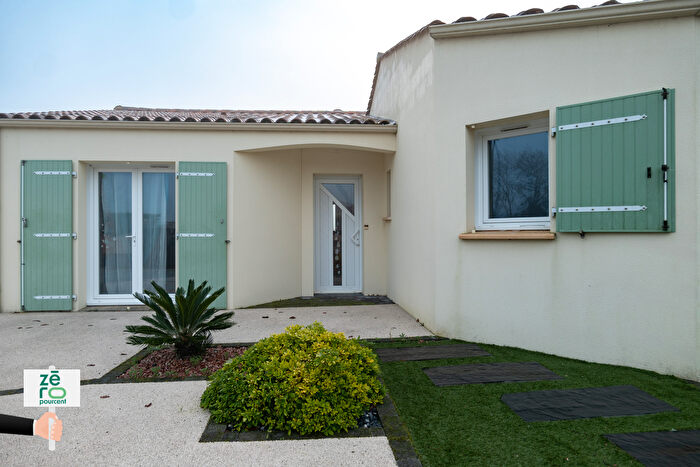 Maison à vendre - Le Bernard - 5 pièces - 3 chambres