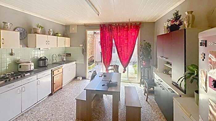 Maison à vendre - Mansle - 4 pièces - 2 chambres