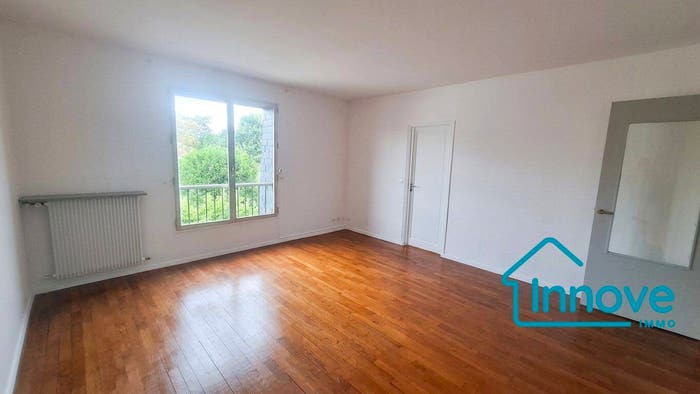 Clagny-Glatigny, Versailles : Appartement 2 pièces à louer