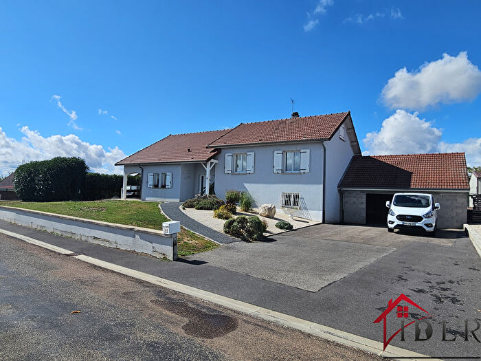 Maison 7 pièces à vendre à Troisfontaines-la-Ville