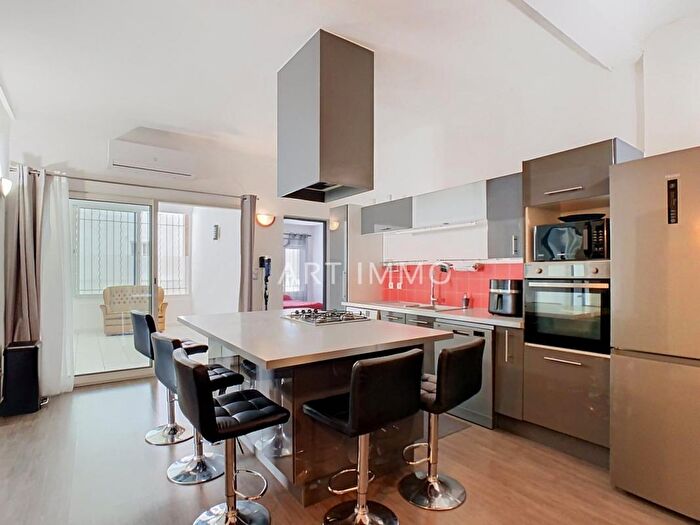 Carpentras, Est : Appartement 5 pièces à vendre