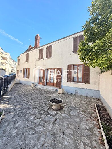 Maison 6 pièces à vendre à Bonnières-sur-Seine