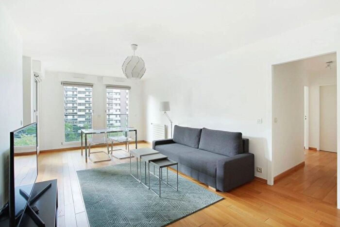 Appartement à louer - Dupleix-Motte Picquet, Paris ème arrondissement - 3 pièces - 2 chambres