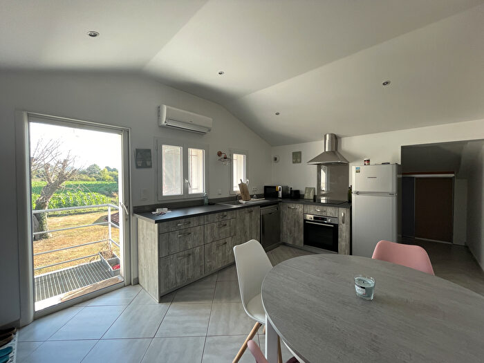 Ispoure : Appartement 3 pièces à louer
