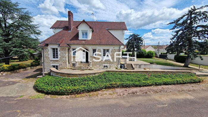 Maison 8 pièces à vendre à Chablis