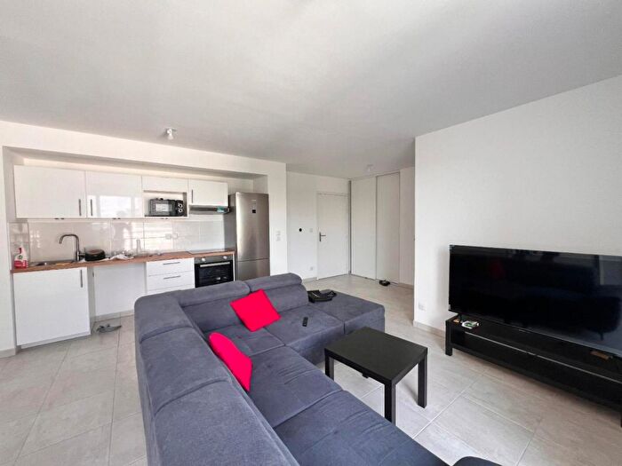 Appartement à louer - Tours, Maginot - 3 pièces - 2 chambres