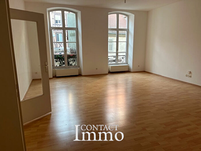 Appartement à louer - Colmar, Centre-ville - 2 pièces - 1 chambre