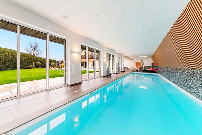 Maison à vendre - Vitré, Villaudin, Le Haut Chalet, Grange - 8 pièces - 5 chambres