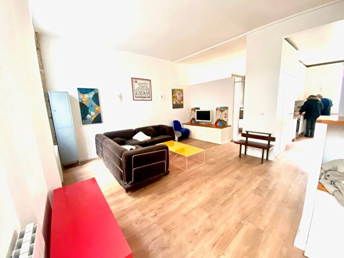 Appartement à louer - Léon-Blum Folie-Regnault, Paris ème arrondissement - 2 pièces - 1 chambre