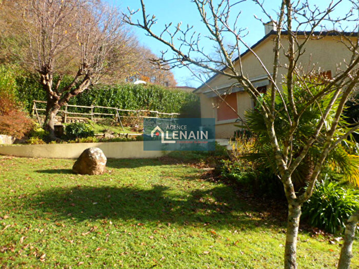 Maison à vendre - Pouzauges - 5 pièces - 3 chambres