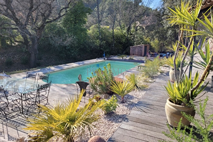 Maison à vendre - Cotignac - 5 pièces - 4 chambres