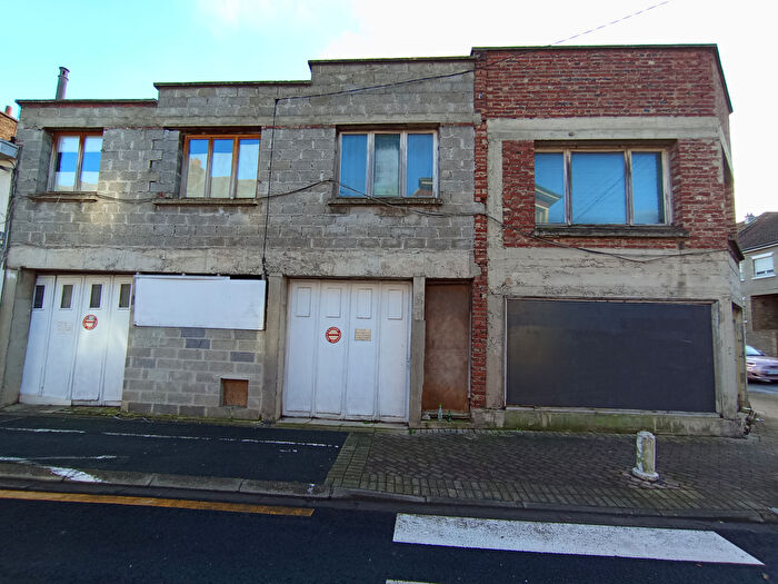 Maison à vendre - Béthune, Gare - 5 pièces - 2 chambres