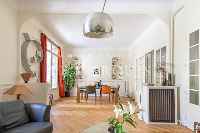 Marseille 8ème, Perier : Appartement 6 pièces à vendre