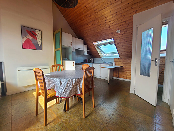 Appartement 1 pièce à louer - Quimper, Penhars, Penanguer, Corniguel