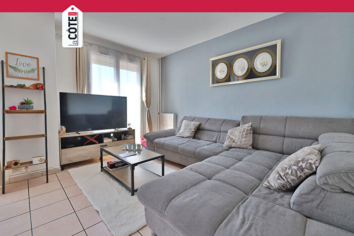 Appartement à vendre - Marignane, Centre-ville - 4 pièces - 3 chambres