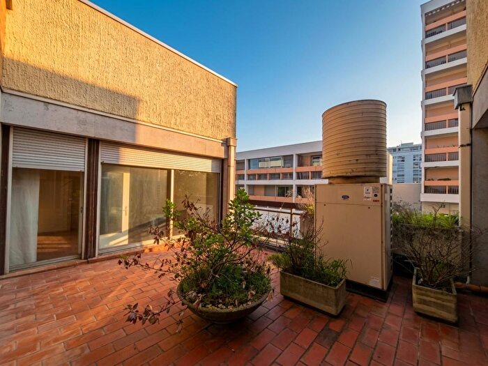 Appartement 6 pièces à Toulouse, Saint-Michel, à vendre