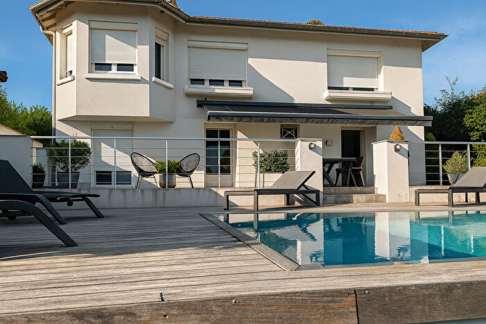 Maison à vendre - Saint-Léger-sur-Roanne - 5 pièces - 3 chambres