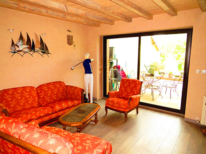 Maison 5 pièces à Saint-Cyr-sur-Menthon, à vendre