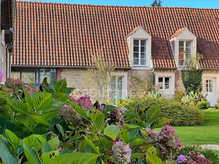 Maison à vendre - Saint-Léonard - 9 pièces - 17 chambres