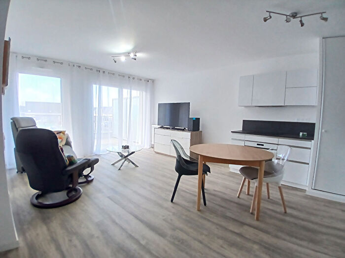 Appartement à vendre - Ouistreham - 3 pièces - 2 chambres