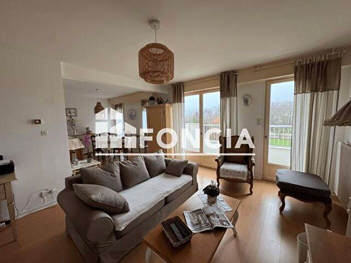 Appartement à louer - Gare-Croix Verte-Ile Offard-Millocheau, Saumur - 5 pièces - 4 chambres