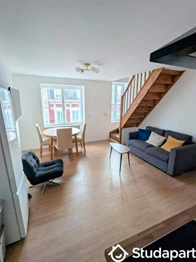 Moulins, Lille : Appartement 1 pièce à louer