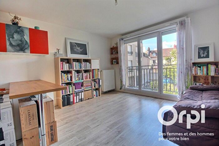 Appartement à vendre - Trappes, Centre-ville, Jaurès, Gare - 1 pièce