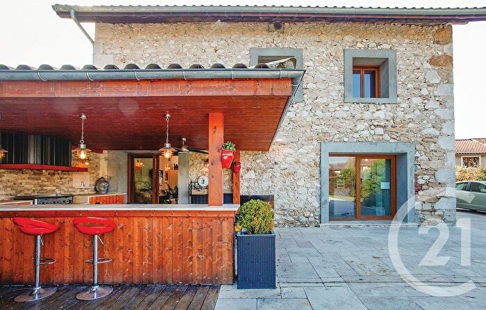 Maison à vendre - Saint-Étienne-de-Crossey - 8 pièces - 5 chambres