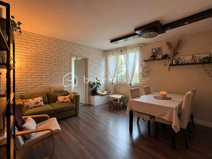Appartement 3 pièces à vendre - Vert-le-Petit