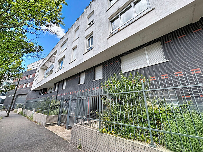 Villejuif, Gripons, Pasteur : Appartement 3 pièces à vendre