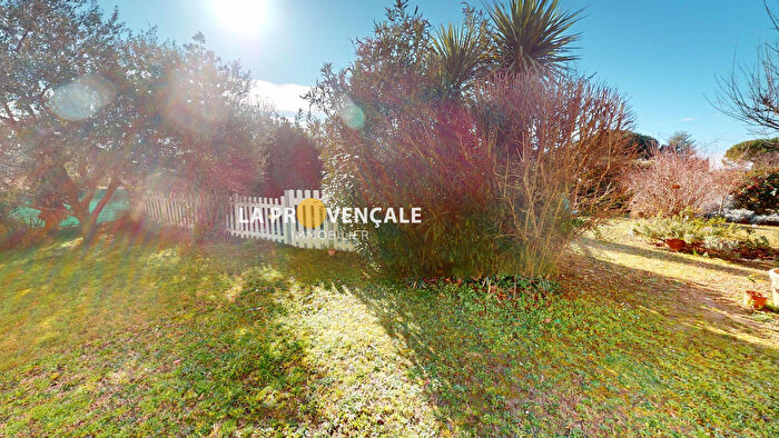 Maison à vendre - Pourrières - 5 pièces - 3 chambres