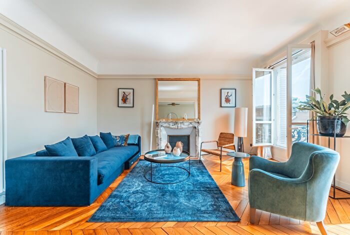 Appartement 4 pièces à Enfants Rouges, Paris 3ème arrondissement, à louer