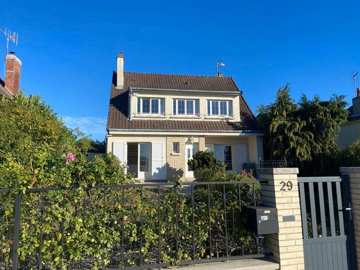 Maison 5 pièces à louer à Coulommes-la-Montagne