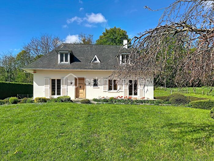 Maison 8 pièces à Puisieux-et-Clanlieu, à vendre