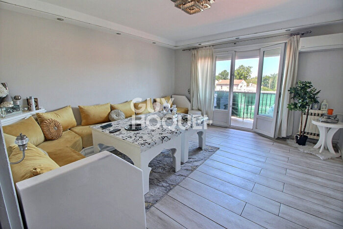 Appartement à vendre - Tarascon, Centre-ville, Château, Condamine - 3 pièces - 2 chambres