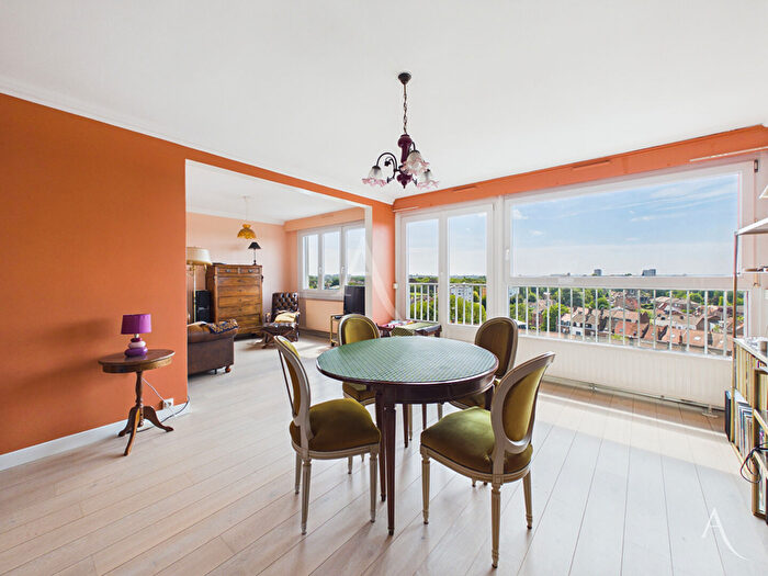 Lambersart, Bourg, Mairie - Appartement 4 pièces à vendre