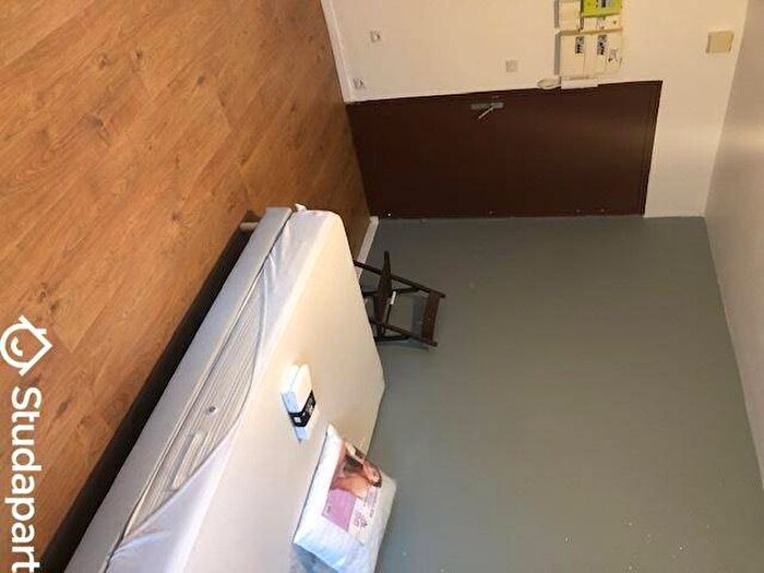 Reste des Chenes-Le Ponceau, Cergy - Appartement 1 pièce à louer