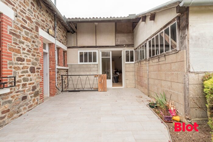 Maison à vendre - Saint-Rémy-du-Plain - 5 pièces - 2 chambres