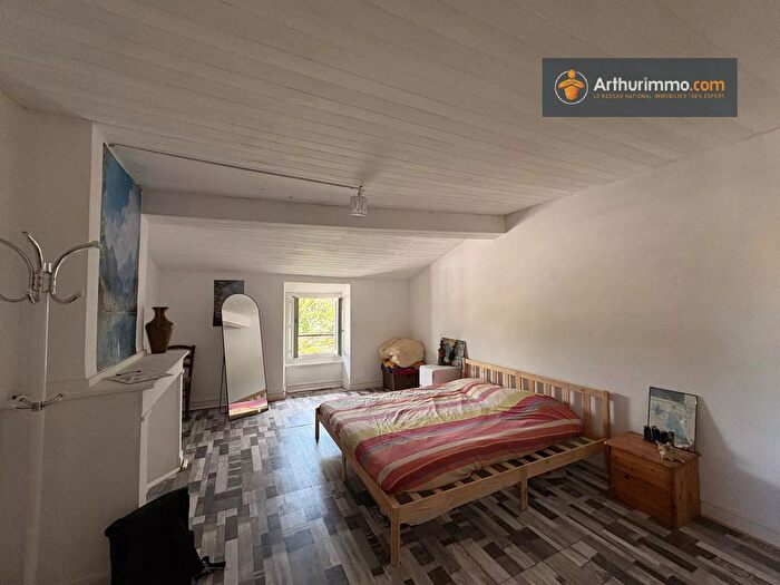 Maison à vendre - Lavelanet - 5 pièces - 4 chambres