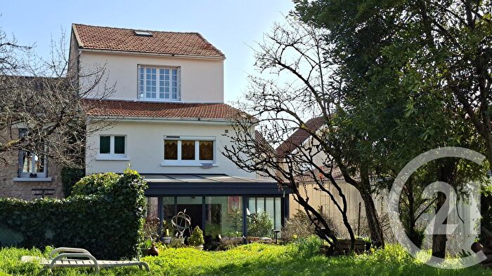 Maison à vendre - Angoulême, Saint-Cybard - 8 pièces - 4 chambres