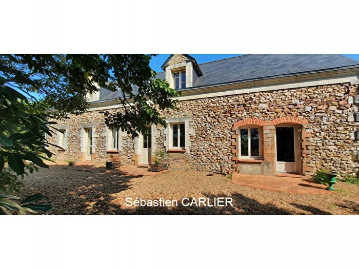Maisons à vendre et appartements à louer - 1
