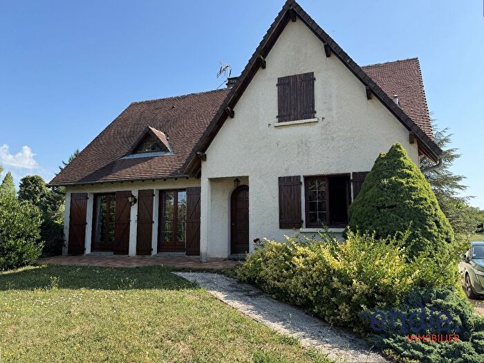 La Guerche-sur-l'Aubois : Maison 5 pièces à vendre