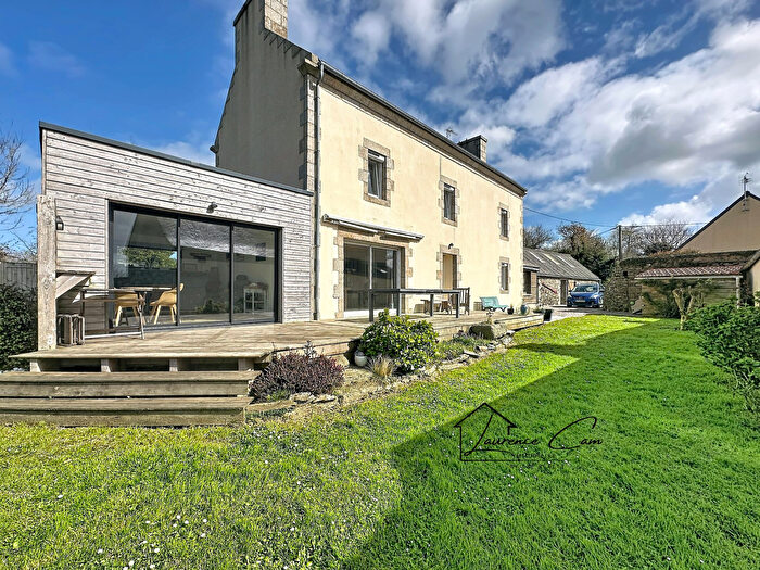 Maison à vendre - Lannilis - 6 pièces - 4 chambres