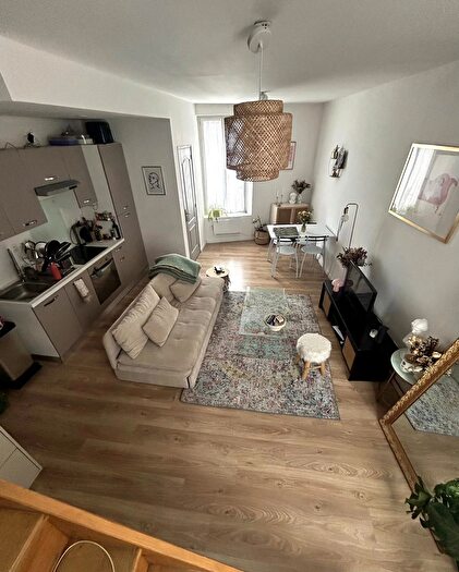 Appartement à louer - Nevers, Centre-ville - 2 pièces - 1 chambre
