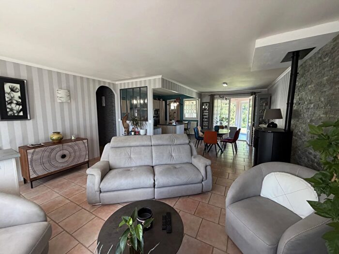 Maison 5 pièces à Charbuy, à vendre