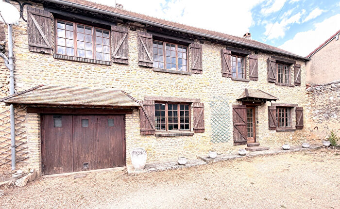 Maison 6 pièces à Pacy-sur-Eure, à vendre