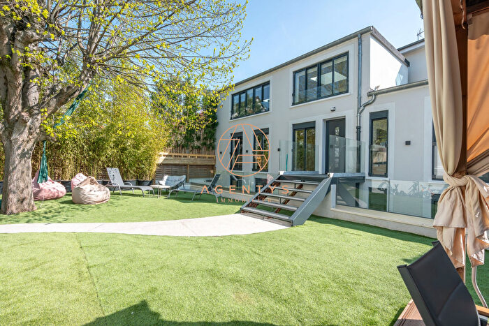 Le Perreux-sur-Marne, Pont de Bry : Maison 5 pièces à vendre